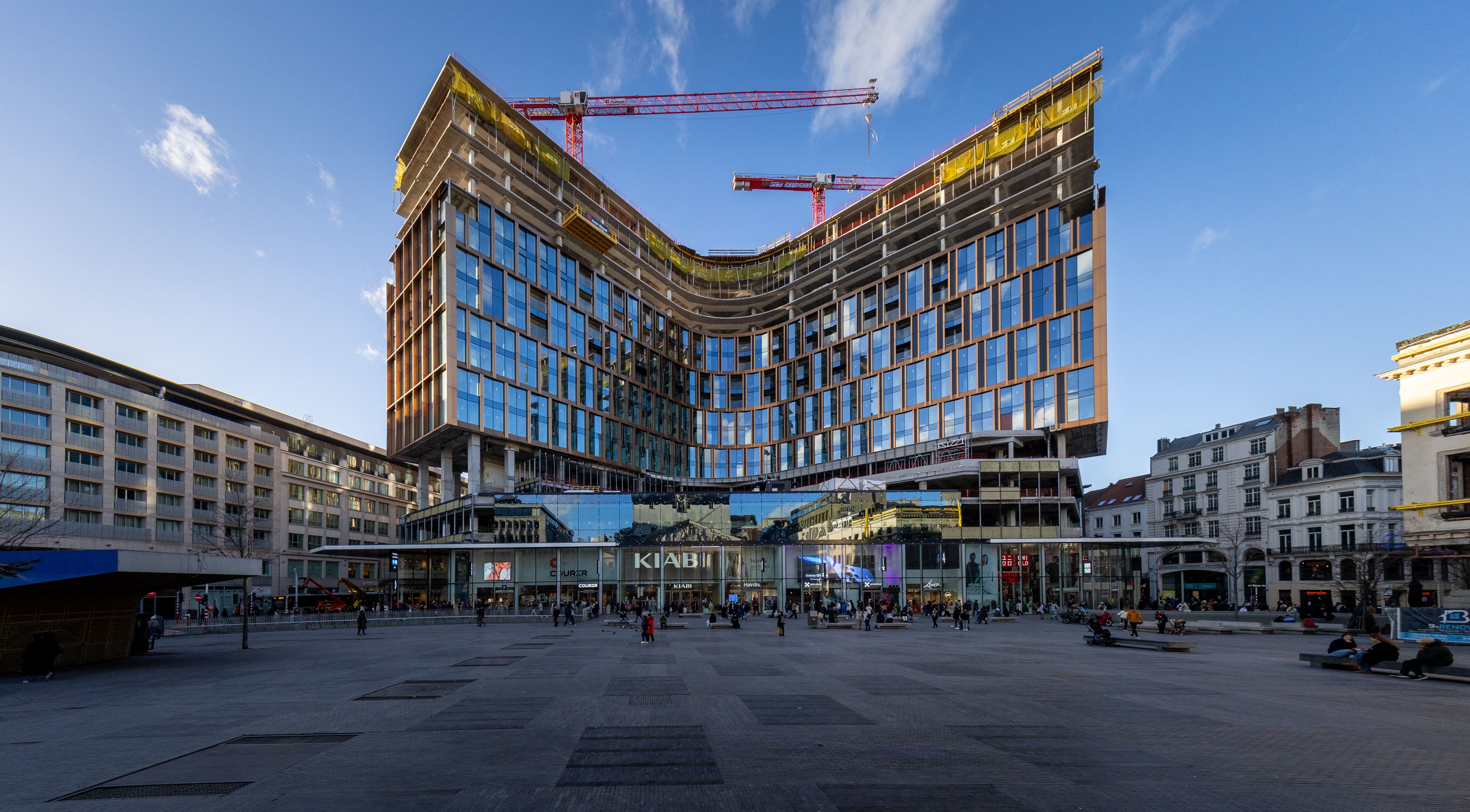 Installation de nouvelles façades pour le bâtiment Oxy | Weclad